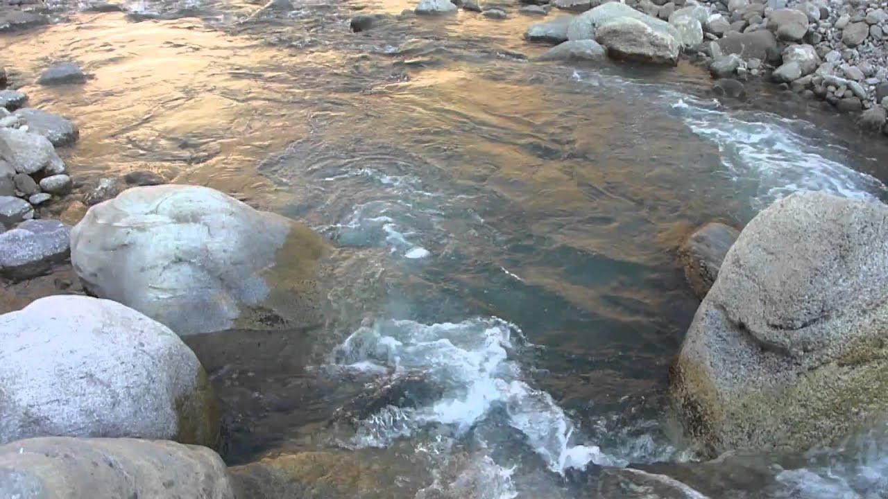 Spring Water Naran 4 Nov 2010 Kaghan Valley Pakistan - YouTube