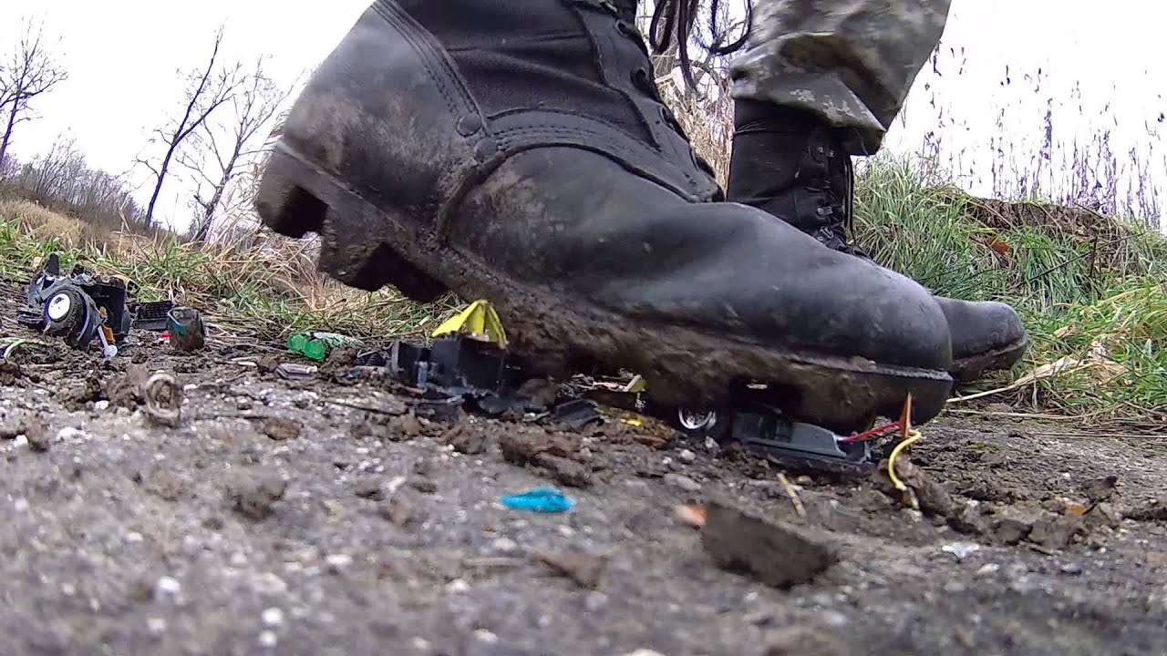 megabite boots crush car - YouTube