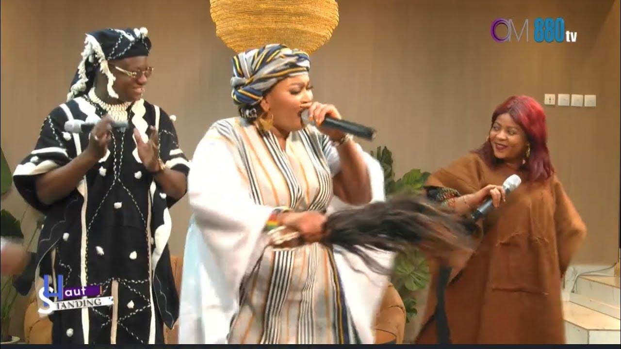 OM TV/ 880 TV : OUMOU DEMBA KOUYATE en Exclusivité sur le plateau de HAUT STANDING - YouTube