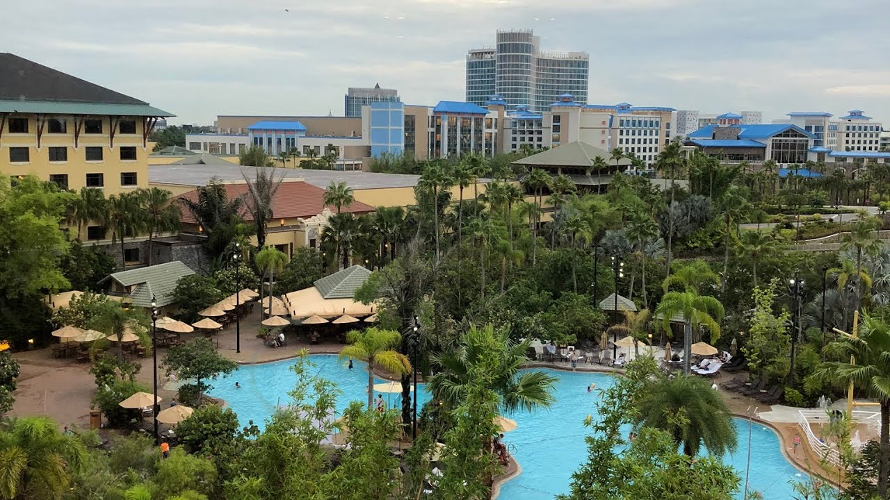 UNIVERSAL ROYAL PACIFIC POOL MORNING/UNIVERSAL STUDIOS DAY 10 - YouTube