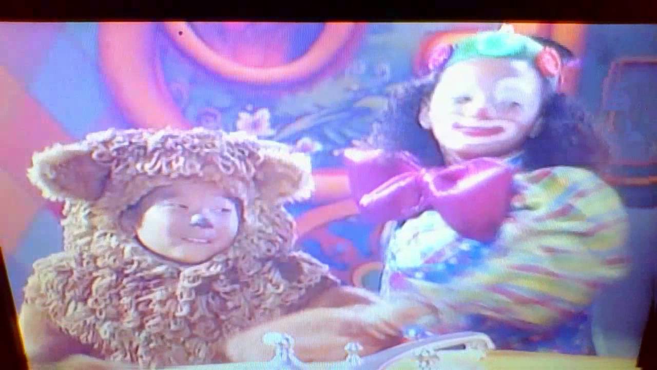 Barney's Super singing Circus - Brushing My Teeth (Slow motion) - YouTube