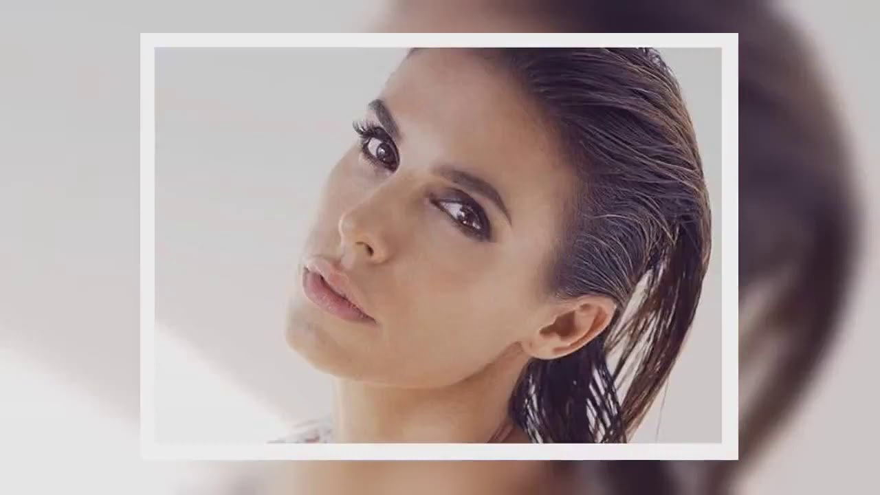 Elisabetta Canalis provocante in intimo il seno esplosivo FOTO - YouTube