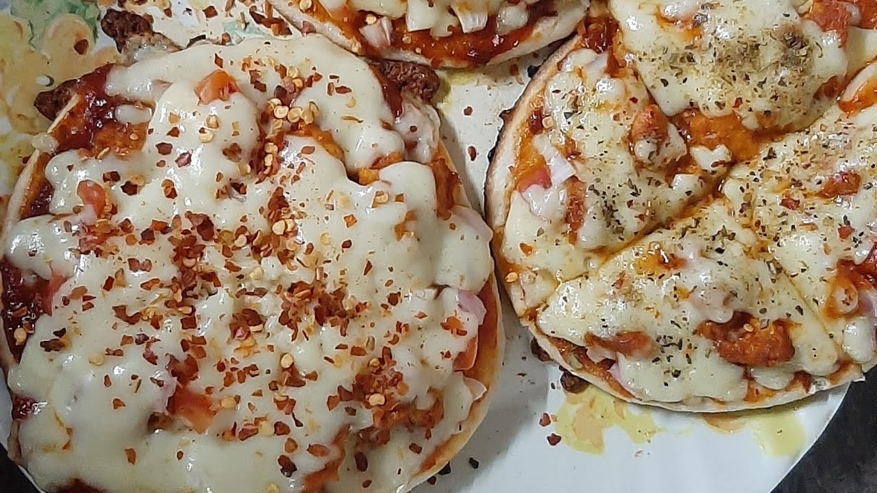 YUMMY CHICKEN MINI PIZZA |RIMSHUS WORLD - YouTube
