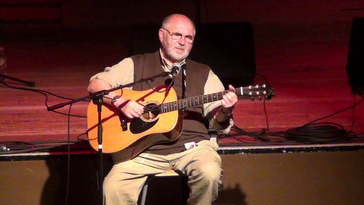 Roy Bailey@Fylde Folk Festival 2011 - YouTube