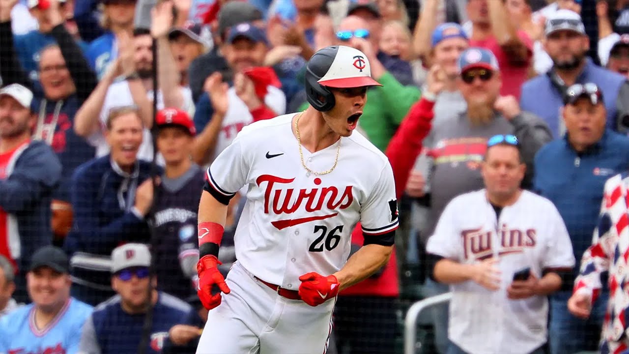 Twins win first postseason series in 21 years, sweep Blue Jays in wild ...