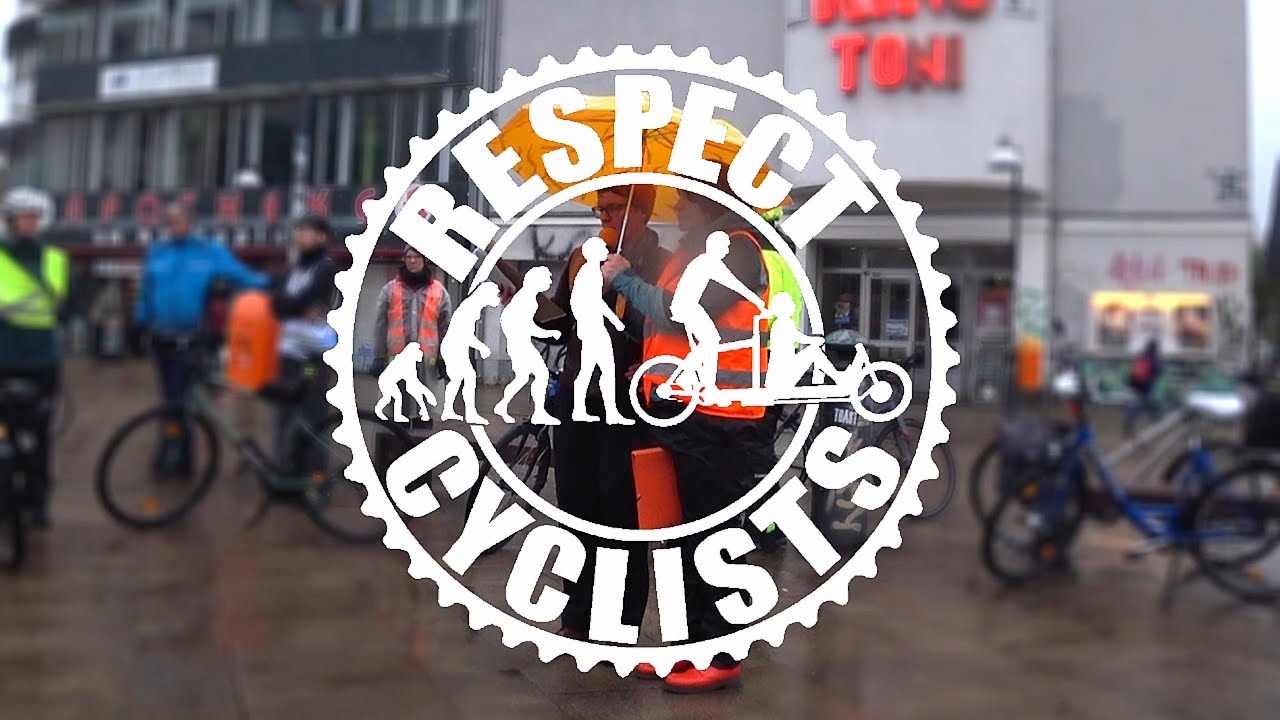 RESPECT CYCLISTS Kundgebung Antonplatz mit Aktion Berliner Allee #42 ...