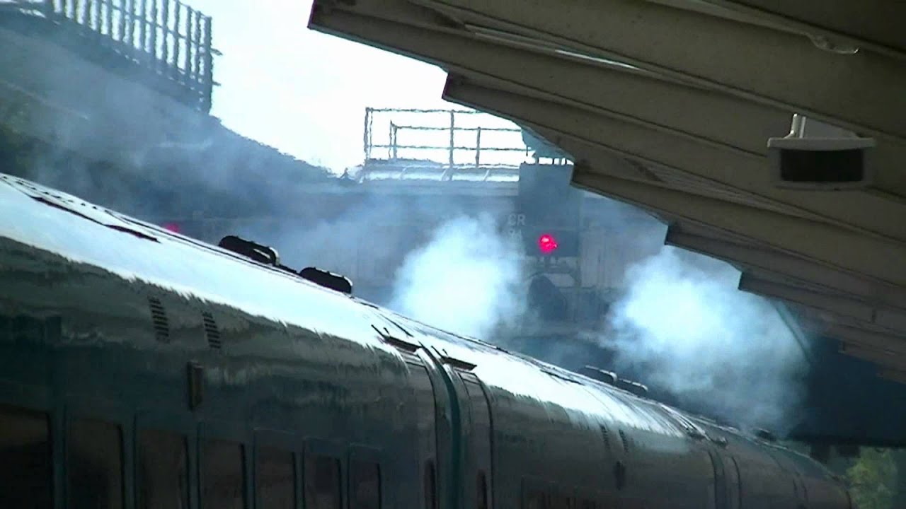 Class 175 problem with rear engine at Chester 07/07/12 - YouTube