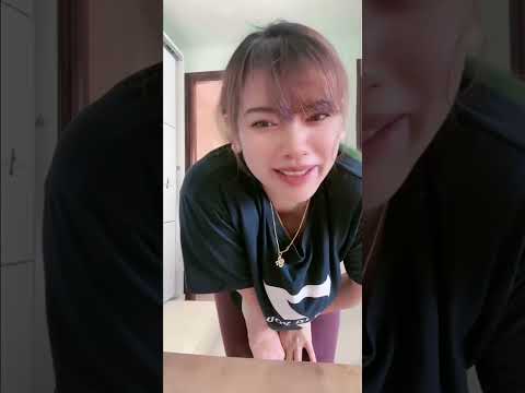 PEMBANTU CANTIK BOHAY TIKTOK LIVE