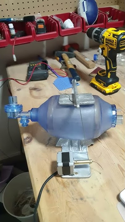 Simple mechanism for a DIY ventilator - YouTube