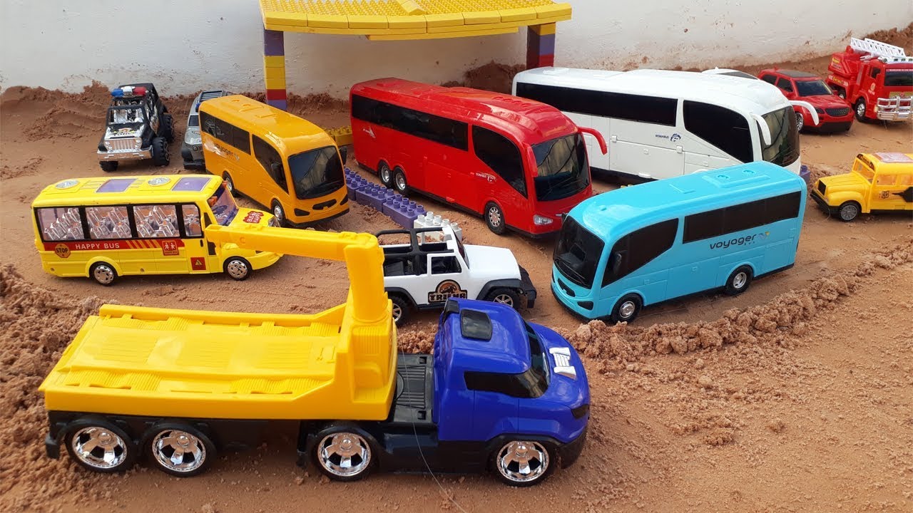 brinquedos rodoviária de ônibus com de peças de bloco lego - YouTube