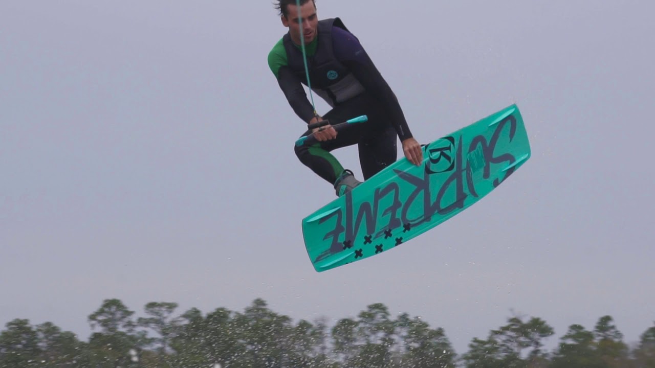 WakeMAKERS visits Lake Ronix - YouTube