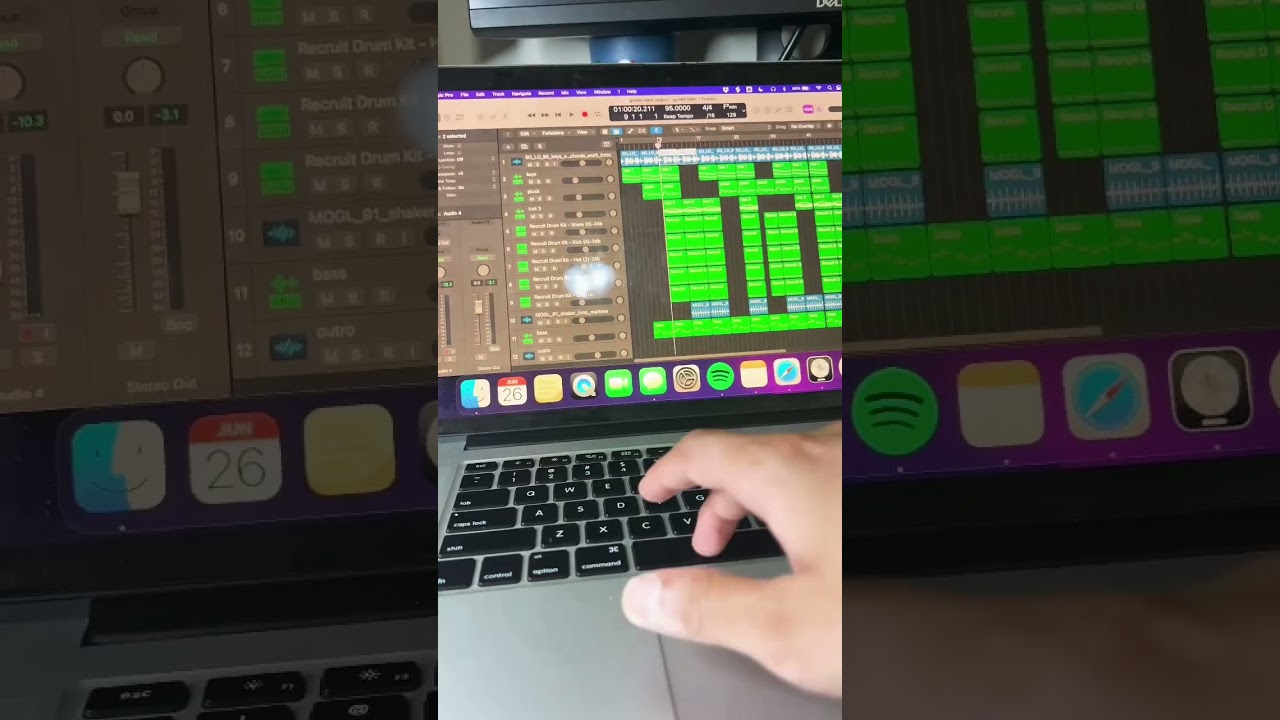 My FIRST Beat VS My LATEST Beat #shorts #musicproducer #makingbeats # ...