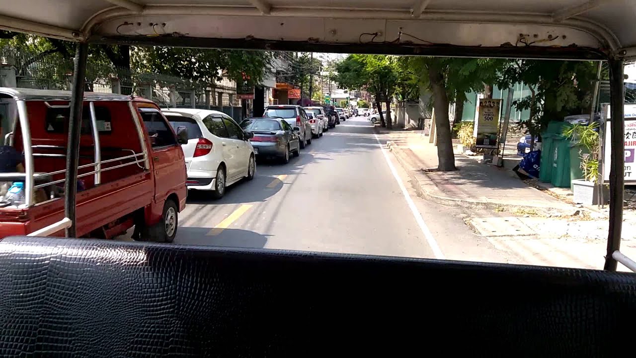 LIVE FROM BANGKOK, THAILAND - Taxi ride from hell - YouTube