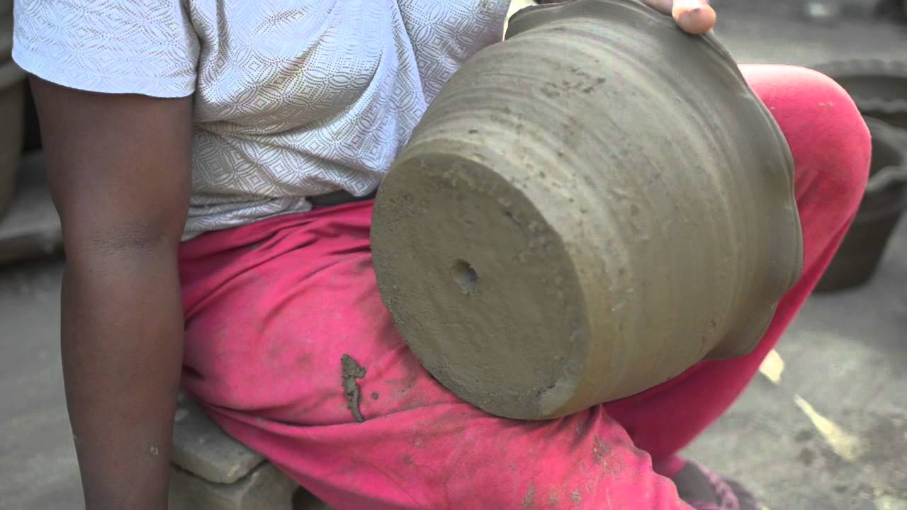 Pottery of Lezo - YouTube