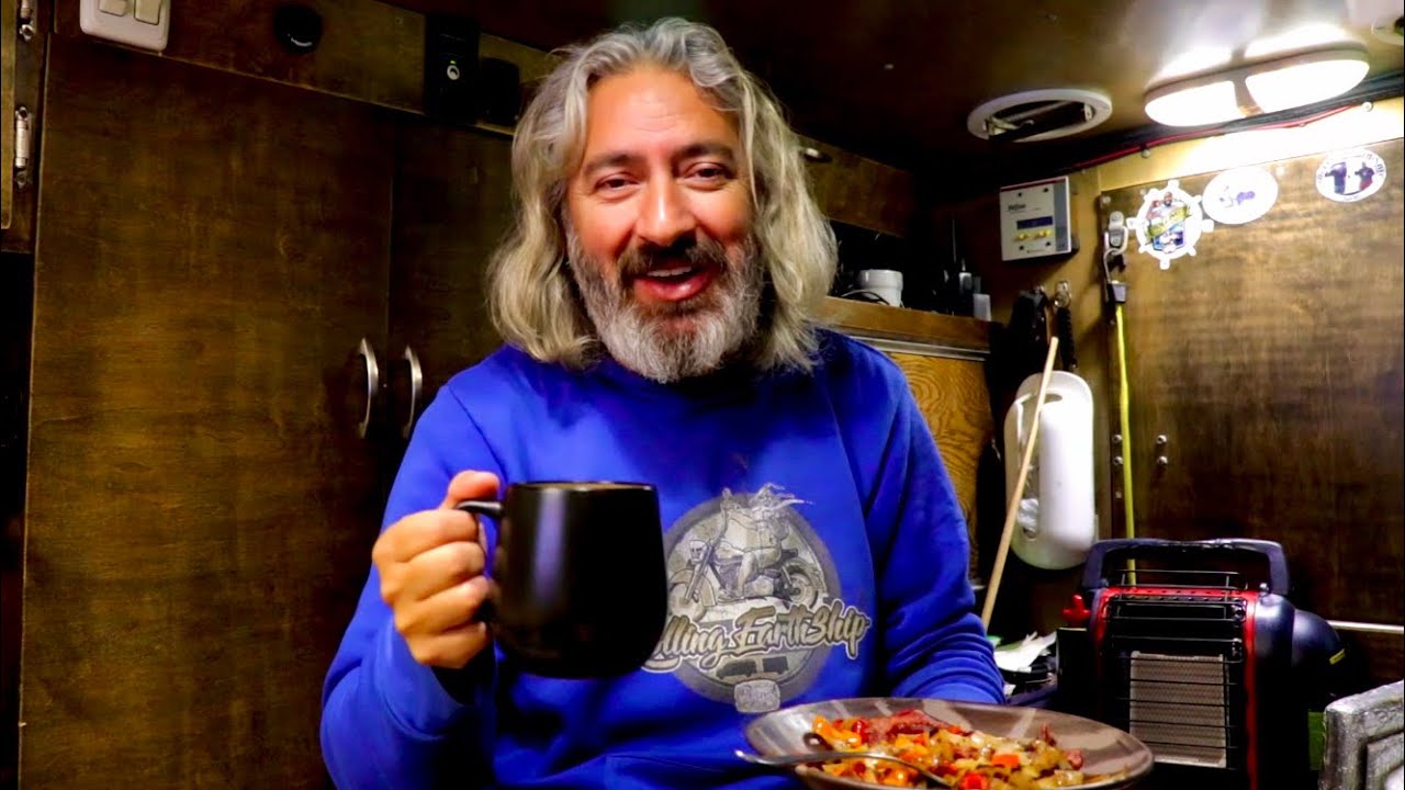 Breakfast With Loui! Turkey Burkin Breakfast! E3 - YouTube