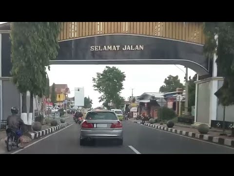 Jalan jalan di jalur Kuningan - YouTube