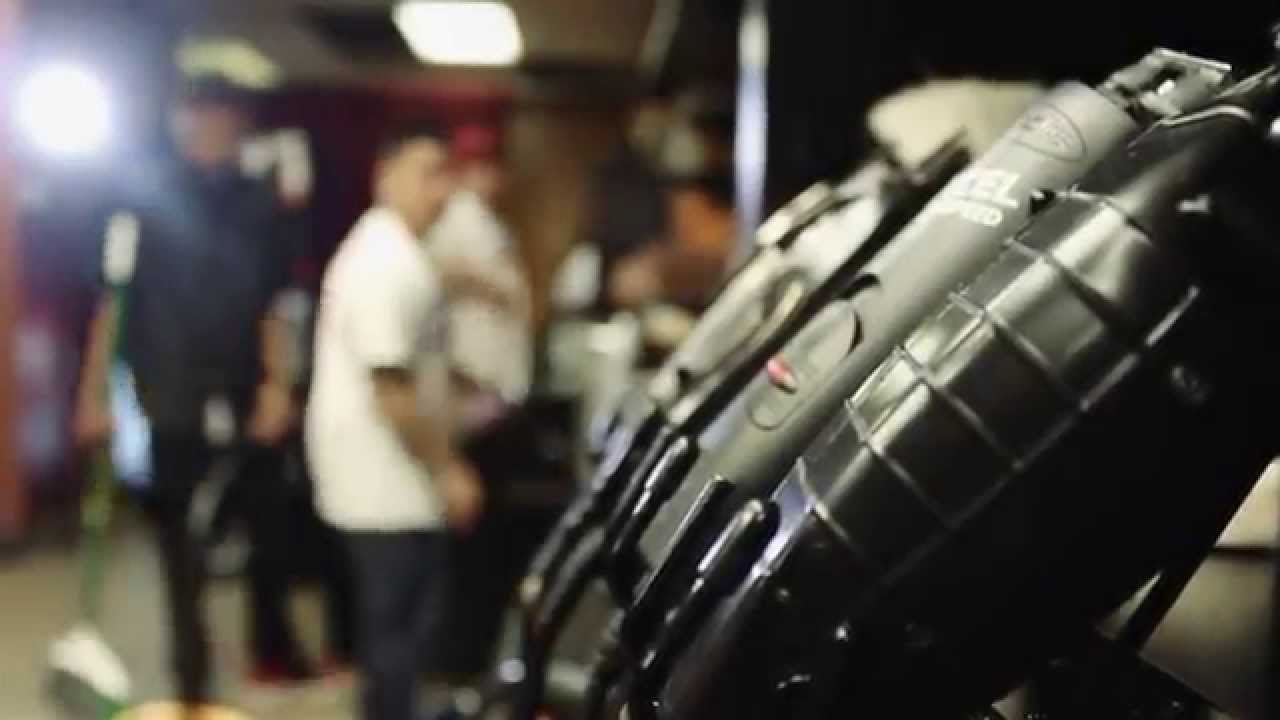 First Class Cuts Barbershop | TheNewAgeTV.com - YouTube