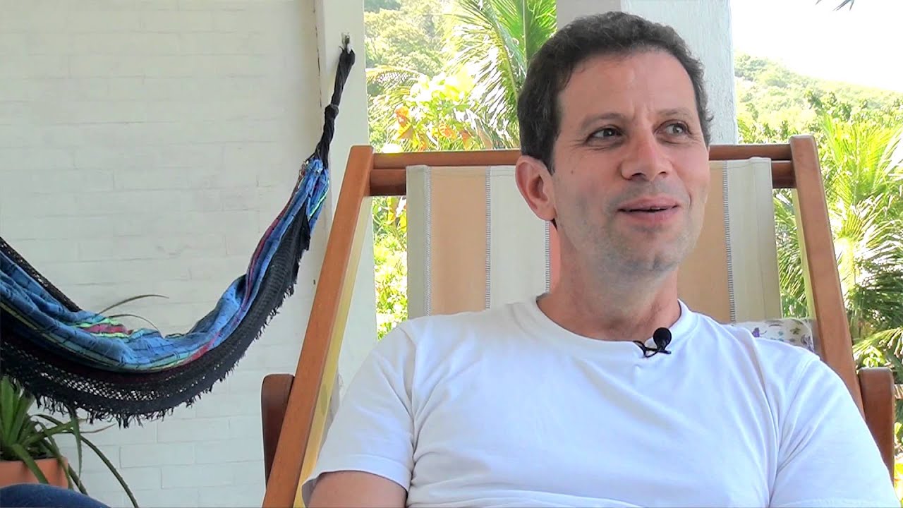 Roger Mello revela suas influências - YouTube