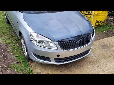 Skoda Roomster crash repair - YouTube
