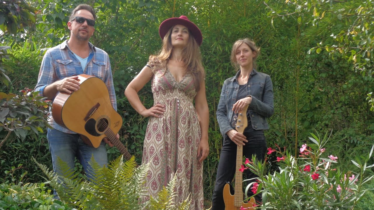 Live accoustic session-Sensation- Musical Trip - YouTube