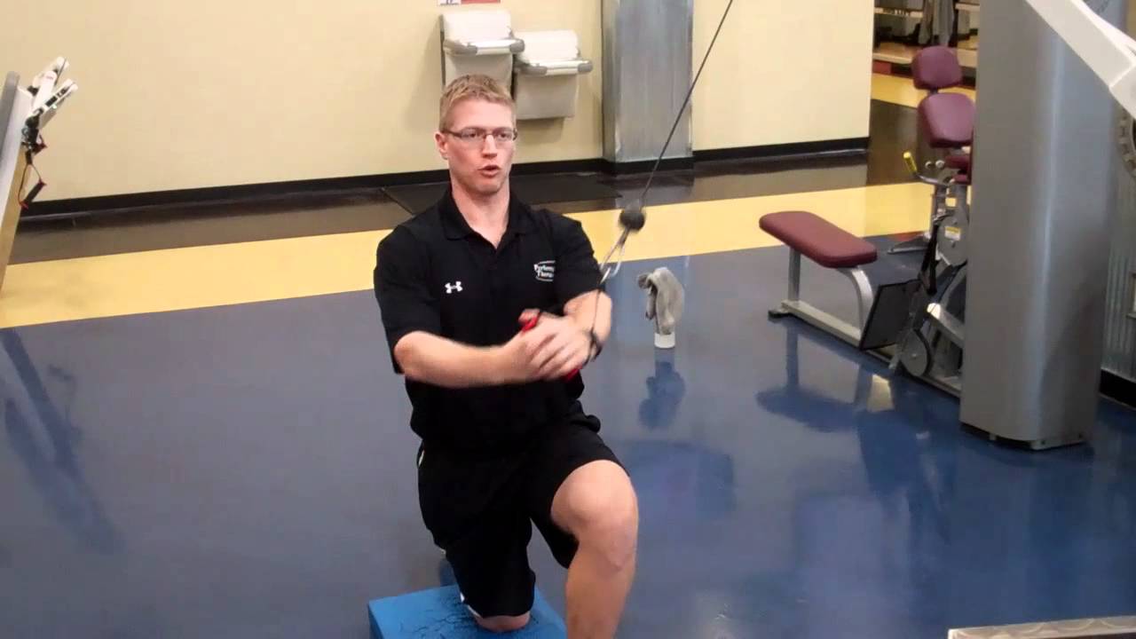 1/2 Kneeling Chop - YouTube