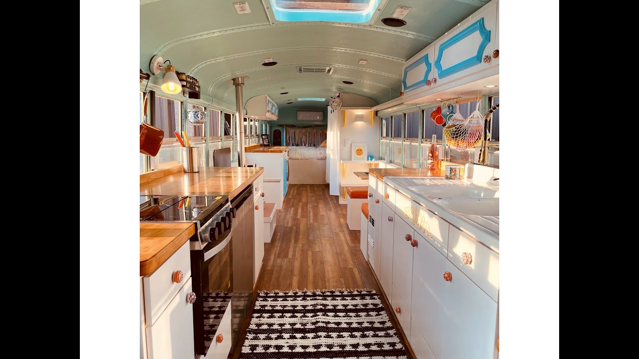 Tour this 40ft Thomas School Bus Turned Fully Furnished Off Grid Tiny ...