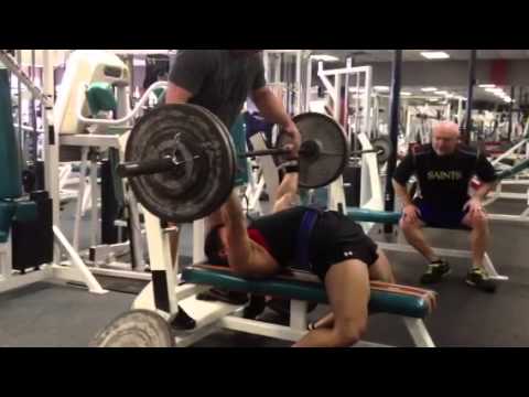 Jessica benches 245x2 - YouTube