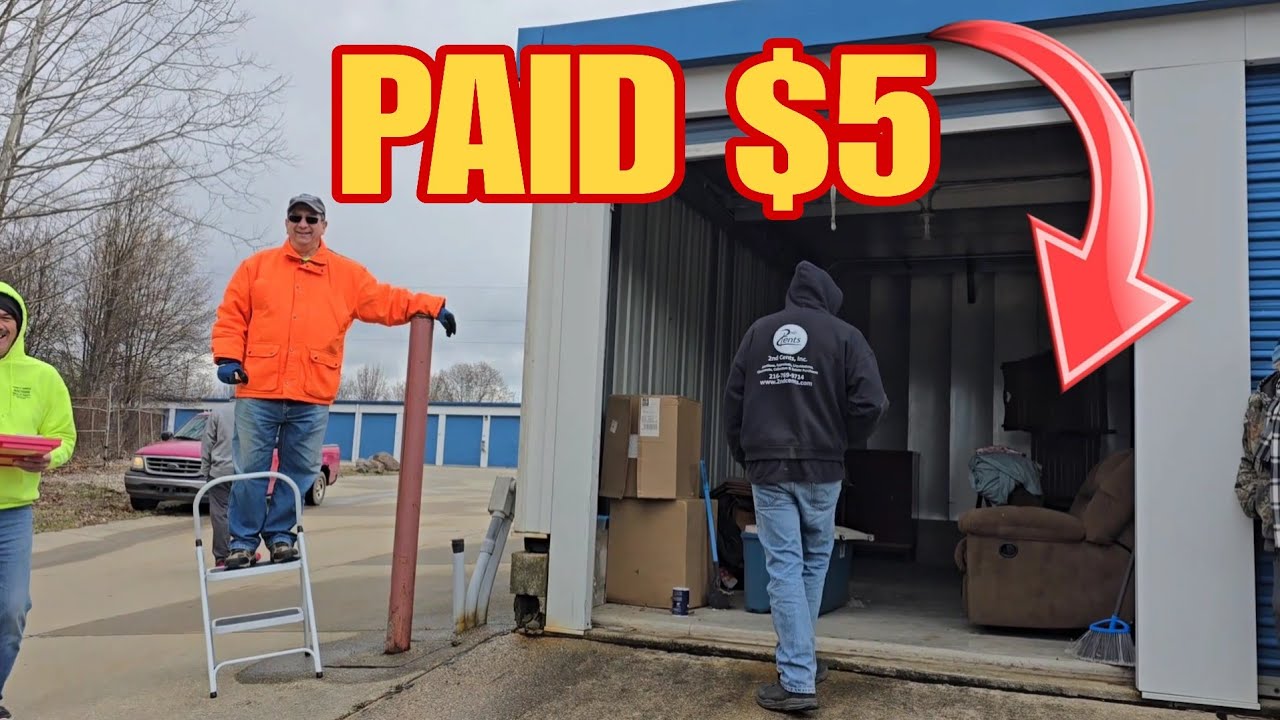 I Bought 2 ABANDONED STORAGE Units At A LIVE STORAGE WARS Auction ...