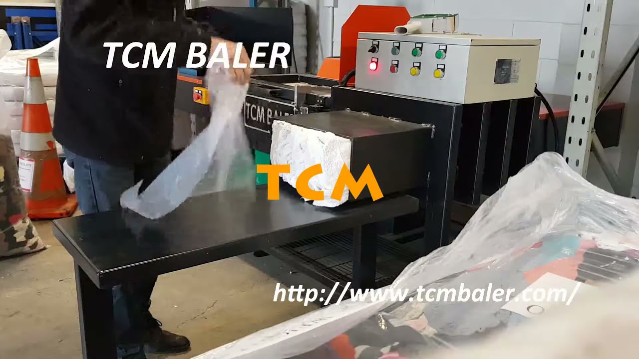 10kg wiper packing machine - YouTube