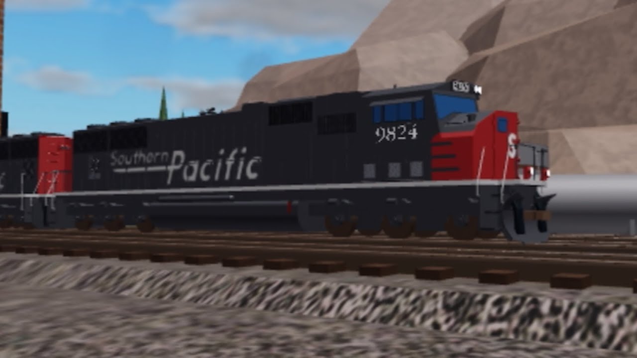 SP Manifest Train with CNW C44-9W Mid-DPU in Ro-Scale Rocky Mountain ...