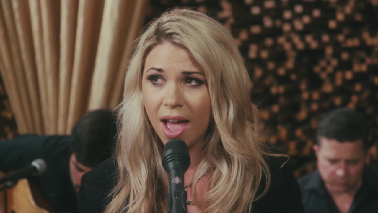 Sandra Lynn - "Fight" (Live & Acoustic from Nashville's Blackbird ...