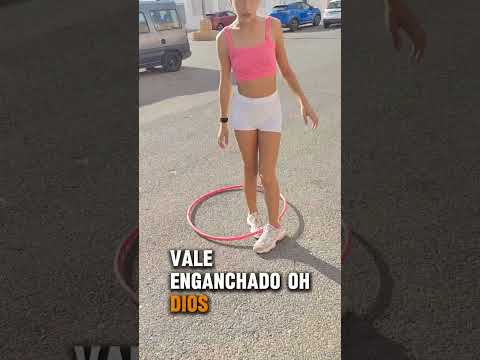 🌟 Increíble Reto de Gimnasia 🤸‍♀️ ¡Aro con el Pie en Voltereta! 🏅