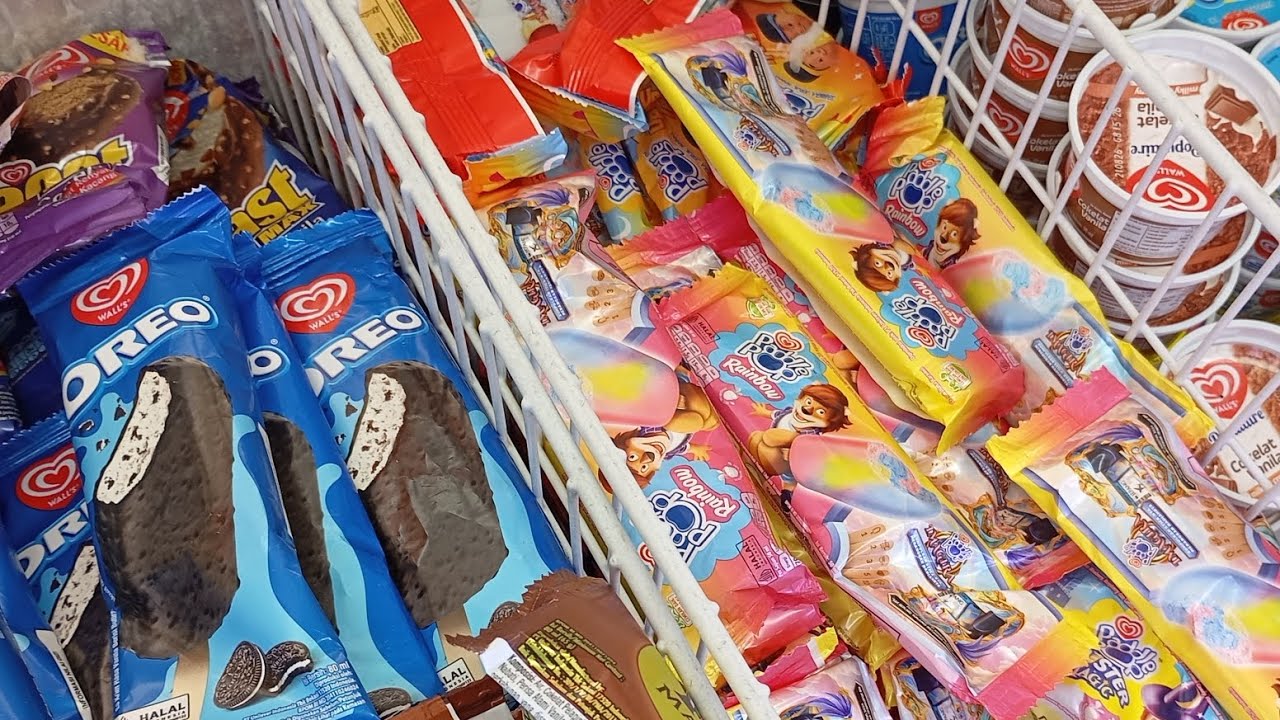 hunting jajan Es krim,permen yupi, Oreo,paddle pop,magnum,wall's di ...