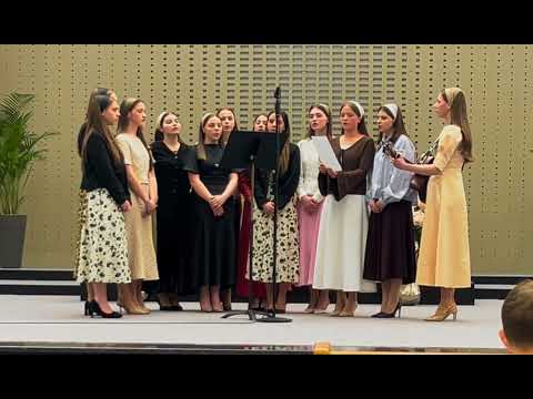 Să nu plângi ca Maria - Grup de adolescente 