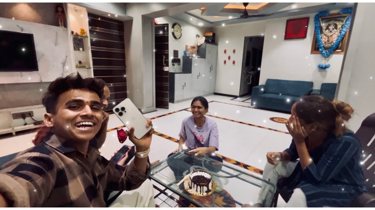 Ghule Family dela aachnak mdhe surprise 😳😍😭🥳 #birthday #vlog # ...