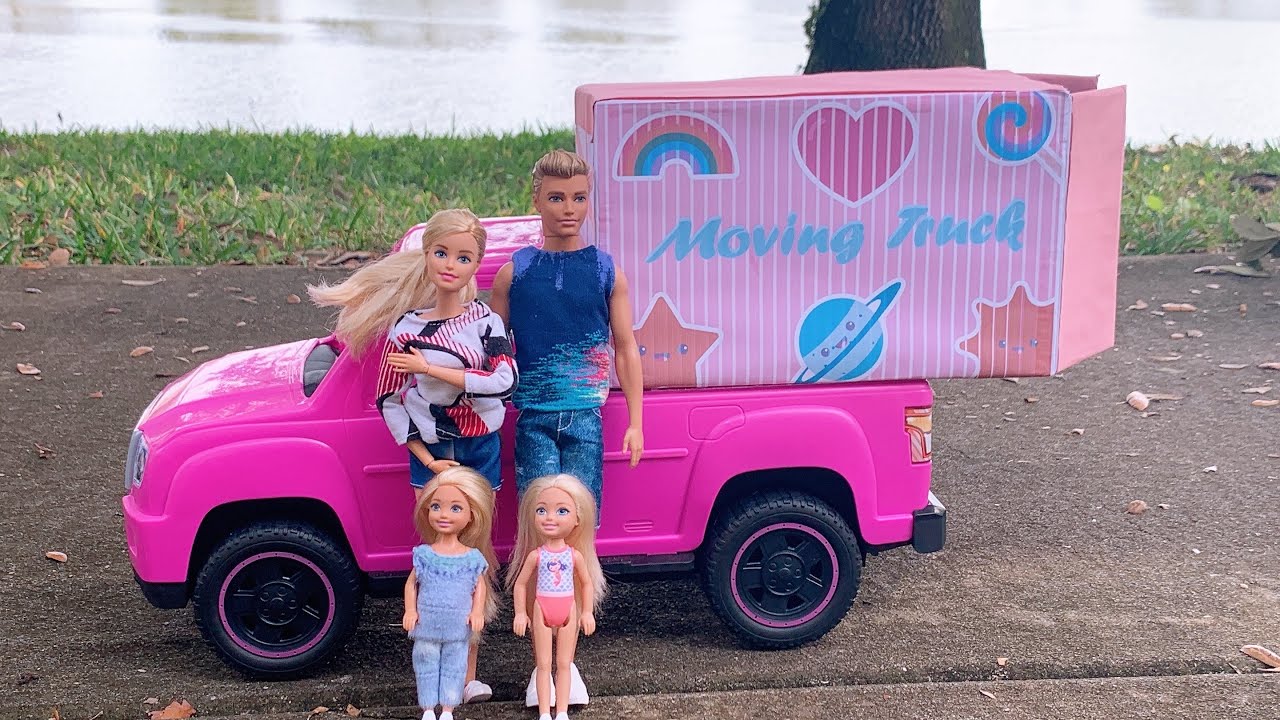 Barbie Moving Day - Dream House -New Furniture - Happy Family - YouTube