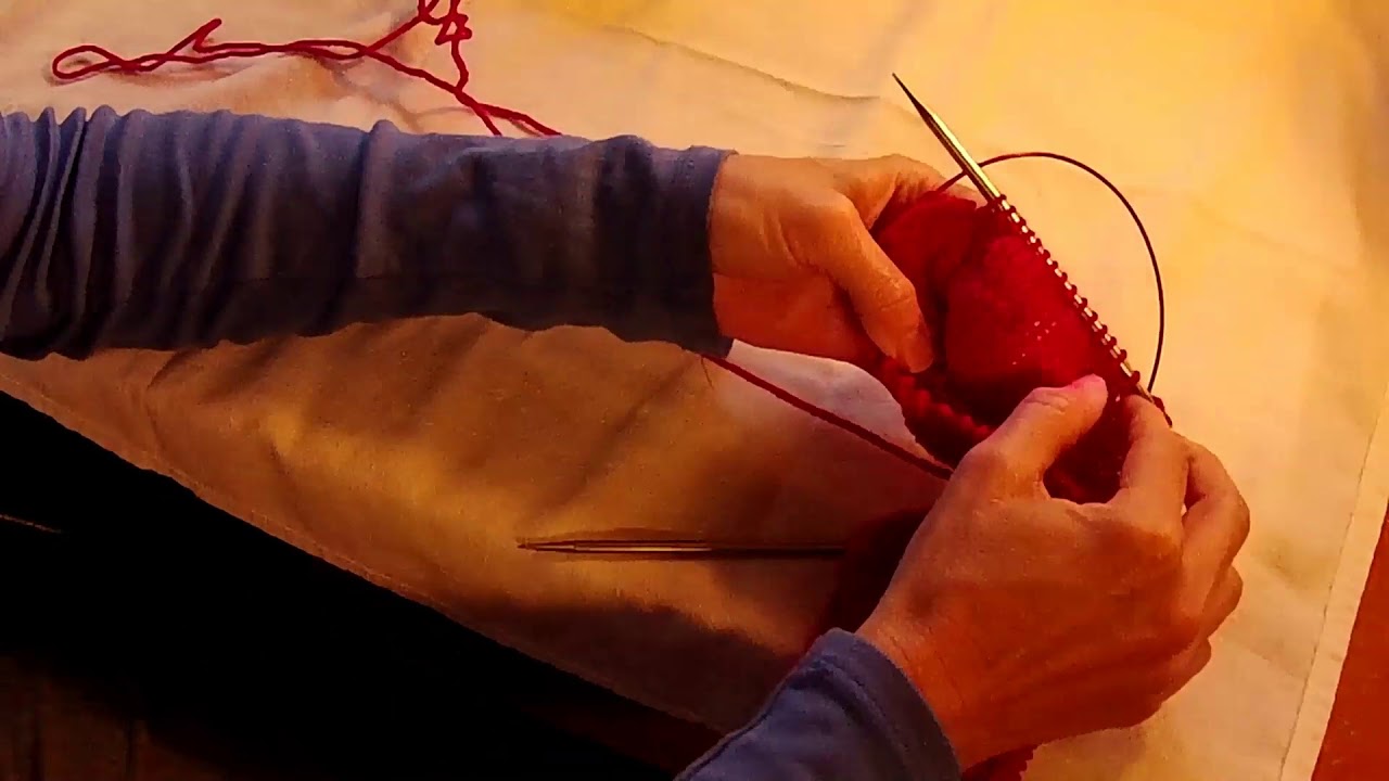 Spiral Rib Tube Sock Knitting Lesson 2 - YouTube