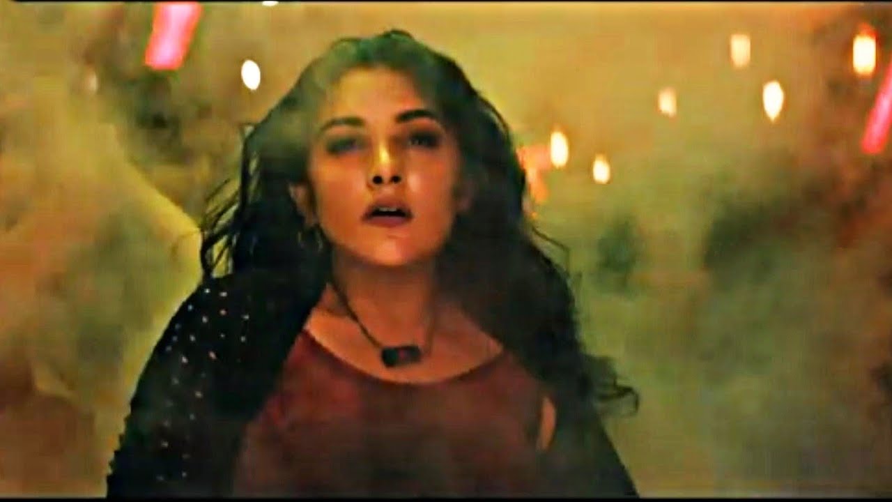 Romance scene 4k | Nani's_V Movie part Hot Scene | WhatsApp Status ...