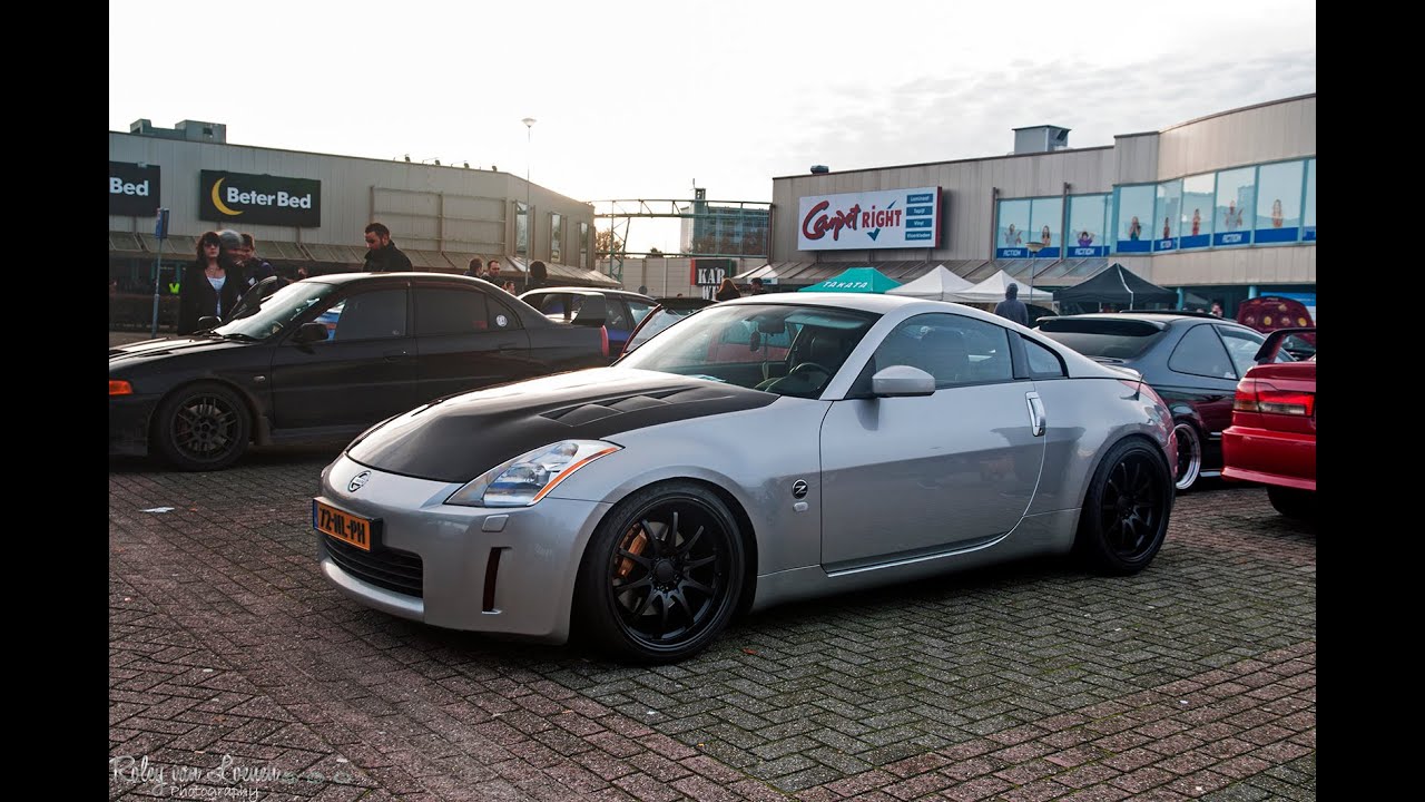 Insanely loud Nissan 350z acceleration sound - YouTube
