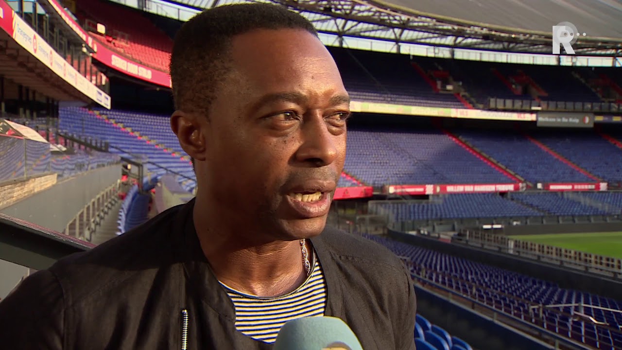 Regi Blinker ziet wel kansen voor Feyenoord om te overwinteren - YouTube