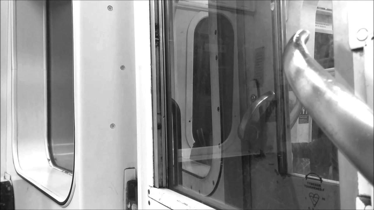 Hammersmith & City line C Stock Train - YouTube