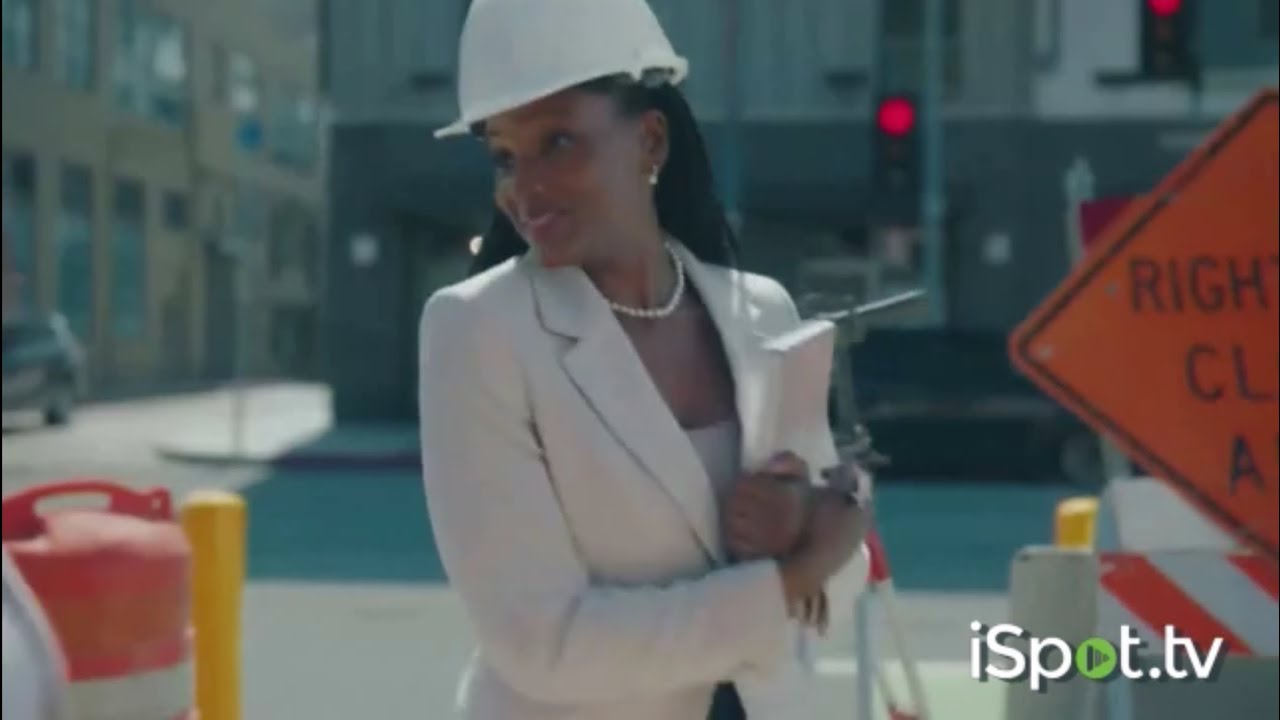 Tryphena Wade in Spectrum Mobile TV Spot, 'The Best Things in Life ...