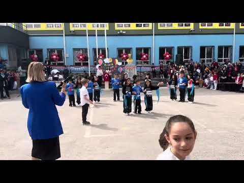 Halay/Delilo - 23 Nisan Gösterisi