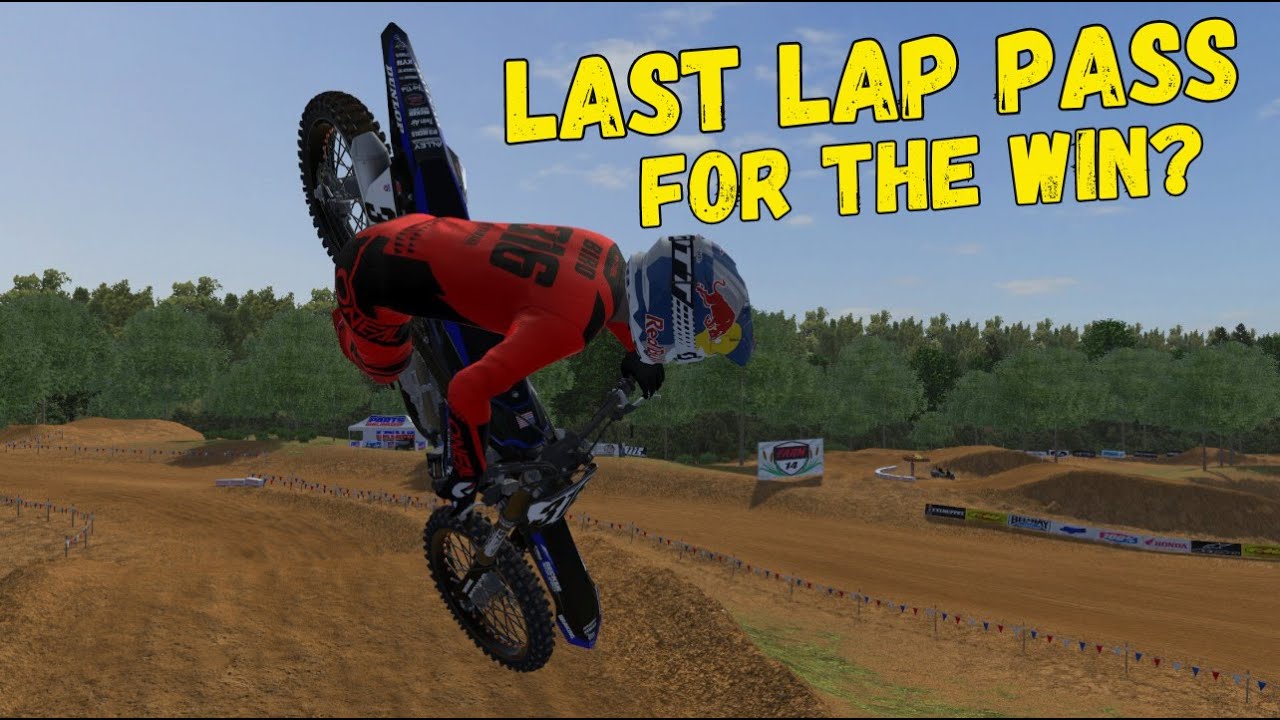 FUN BATTLES AT FARM 14 MX BIKES - YouTube