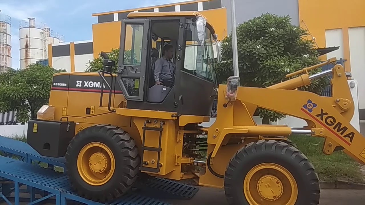 Delivery 2 unit XG935H XGMA Wheel Loader (1,8m3) ke OI Jakarta - YouTube