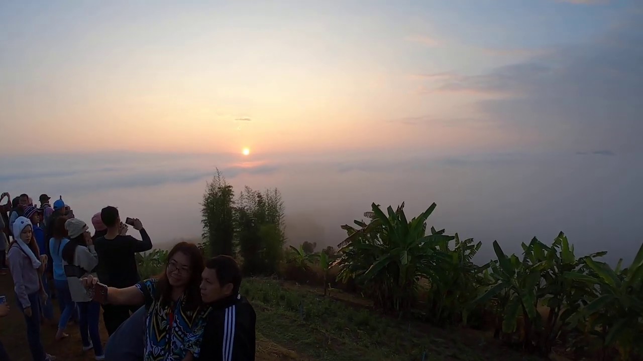 Sunrise @ Yun Lai viewpoint (Pai) - YouTube
