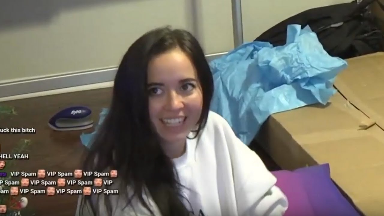 Maya receives a gift - YouTube