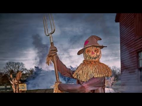Mack Straw | Spirit Halloween 2024 Sneak Peeks - YouTube
