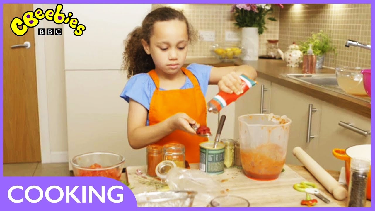 CBeebies Recipes | Sienna's Nigerian Jollof Style Rice - YouTube