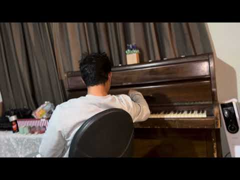 got piano in the street - YouTube